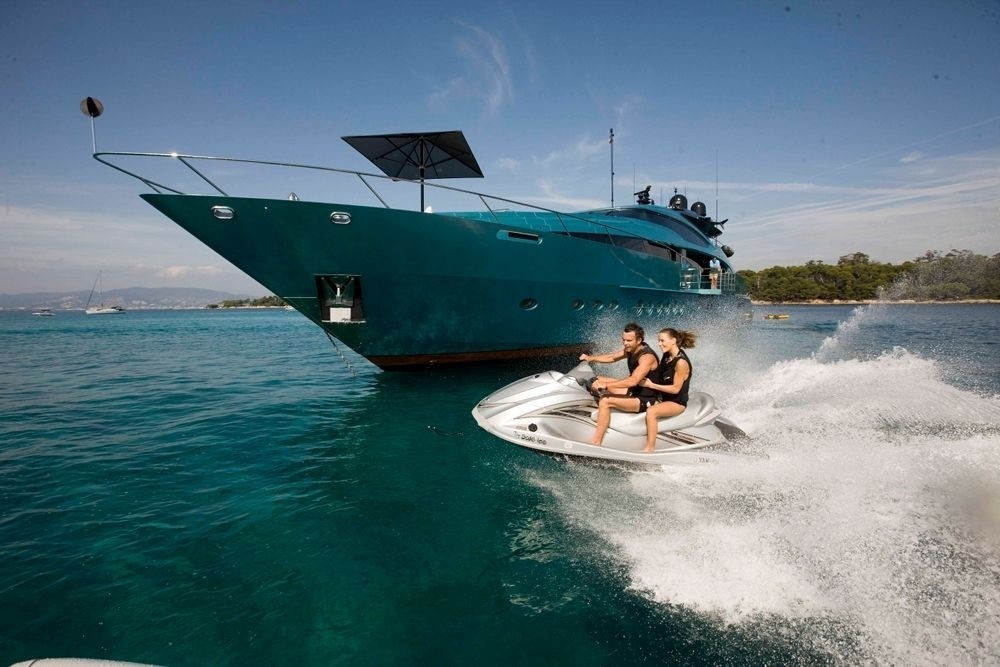 Yacht BLUE ICE, Palmer Johnson Yachts | CHARTERWORLD Luxury Superyacht ...